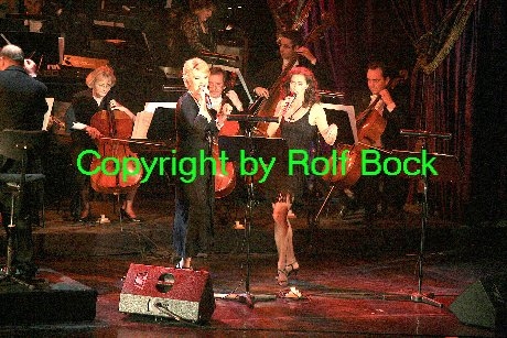 Foto Pia Douwes & Kata Janza & Orchester Budapest --> Musical, Playback ...