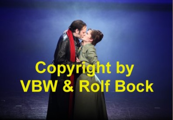 Photo Lisa Antoni and Drew Sarich --> Musical CDs, DVDs @ SoundOfMusic-Shop