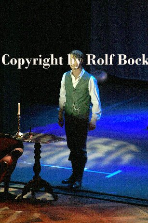 Foto Jesper Tydén --> Musical, Playback, Playbacks, DVD, Karaoke, CD ...