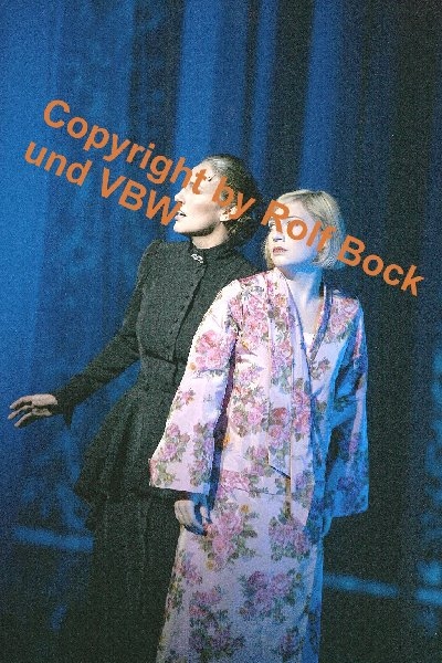 Foto Wietske van Tongeren & Susan Rigvava-Dumas -->