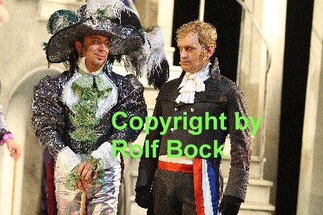 Photo Chris Murray & Darius Merstein --> Musical CDs, DVDs ...